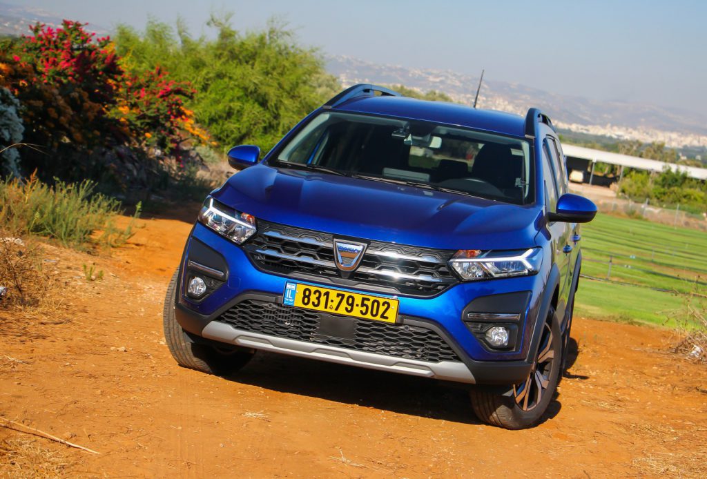 דאצ'יה ג'וגר במבחן דרכים - TheCar חדשות רכב ותחבורה