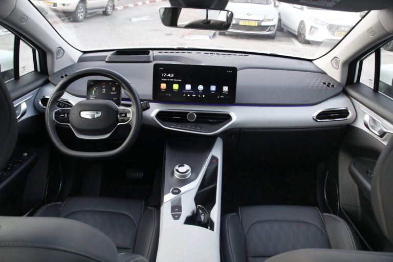 מבחן השוואתי: ג'ילי גיאומטרי C מול BYD ATTO 3 - TheCar חדשות רכב ותחבורה