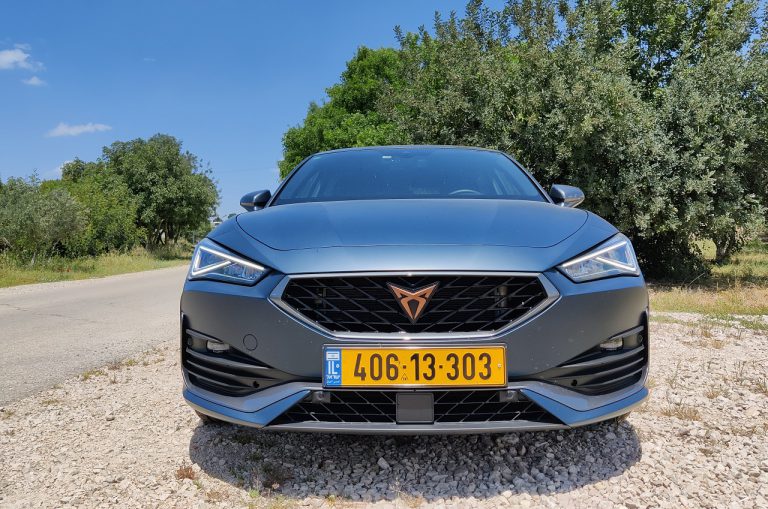 קופרה לאון 2.0 טורבו 190 במבחן דרכים - TheCar חדשות רכב ותחבורה