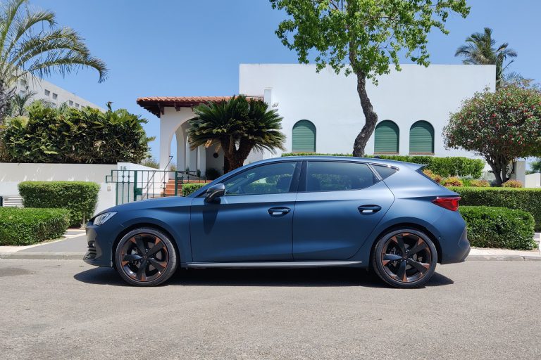 קופרה לאון 2.0 טורבו 190 במבחן דרכים - TheCar חדשות רכב ותחבורה